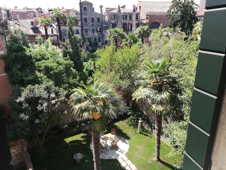Comfortable Flat Near San Marco And Biennale. - Venedik