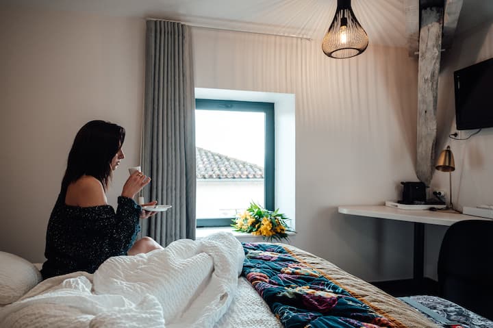 Les Fleurines - Chambre Privilège Double Avec Vue - Villefranche-de-Rouergue