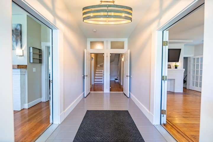 ★ Ideal For Big Groups ★15 Minutes From Downtown - 볼티모어