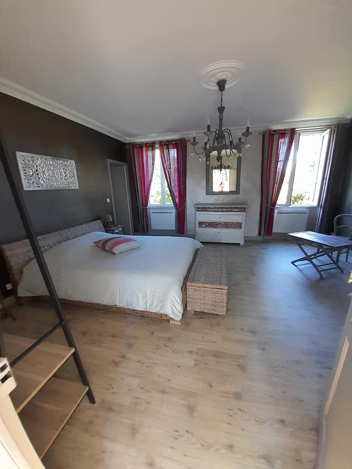 La Pivoine De Saint Come - Carentan