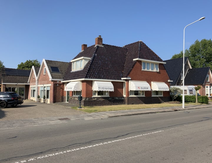 Woning  Nabij Wad Aan Spoor Leeuwarden Groningen - Dokkum