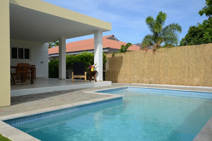 Spacious Villa With Private Pool - Curaçao