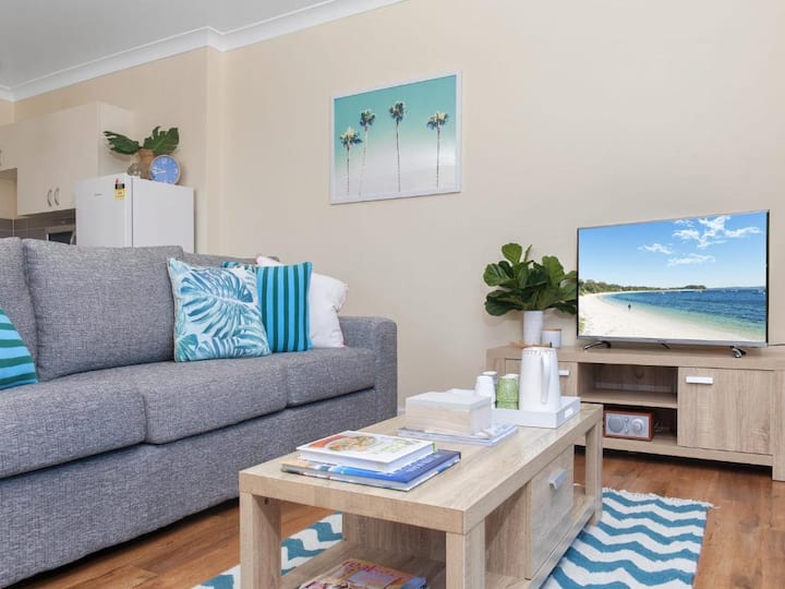 Bay Views From Every Window - Nelson Bay