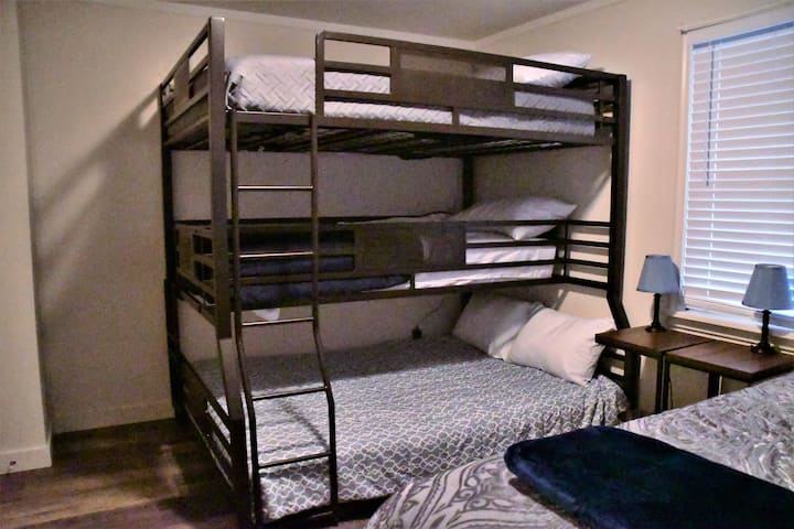 Quick Access To Explore Eastern Idaho/large Family - Idaho Falls, ID