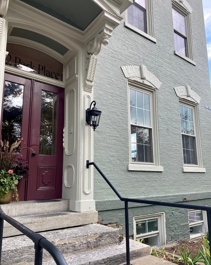 3rd Of 4 Hotel Style Suites In Historic Geneva - Geneva, NY