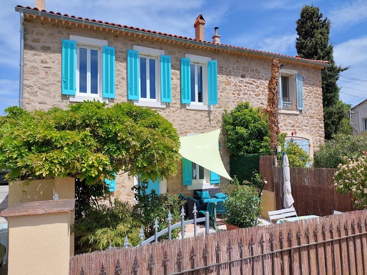A Family Friendly House 600m From The Beach - Sanary-sur-Mer