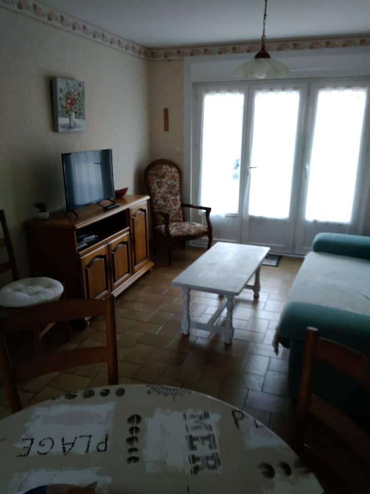 Maison Entière 50m² Classé 2** - Charron