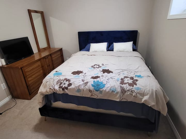 A Queen Bed (Full Basement) - Airdrie