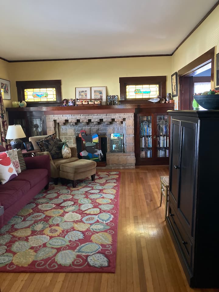 North Oakland Craftsman Bungalow - Oakland, CA