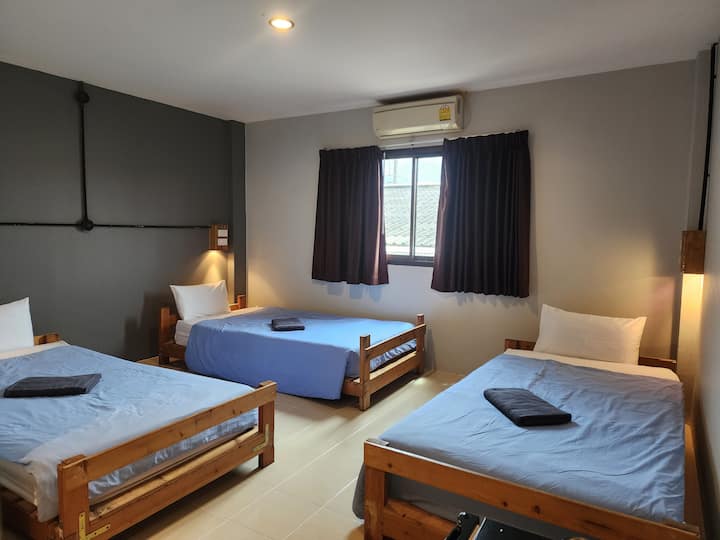 Loft Triple Room (No Balcony) @Dfeel House - Pa Tong