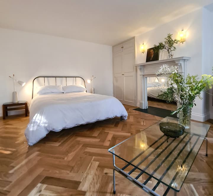 Luxurious Studio Apartment In A Fabulous Location - Brighton