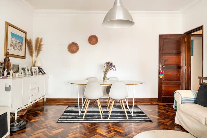 Family Lisbon Airport Floor No Elevator (3) - Lizbon