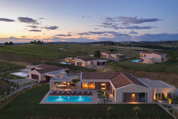 Brand New Modern Villa With Mesmerizing Views - Umag