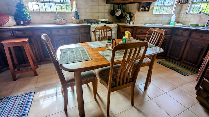 Single Bed | Solo Traveller | Private Room | Quiet - Barbados