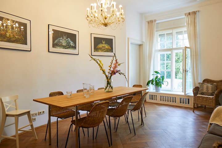 1: Room E2 With Priv. Bathroom In Mörlbach Castle - Berg