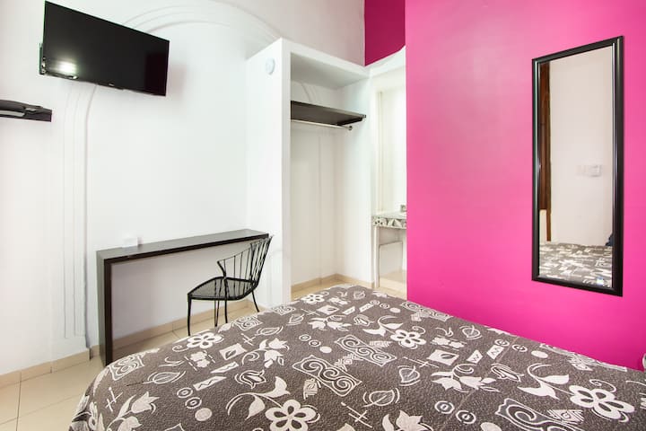 Sorprendente Habitación A 200 Metros Del Zócalo. - Puebla