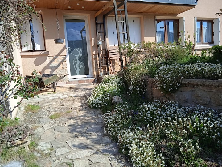 Grand Appartement 50 M2 Coin Jardin - Lozère