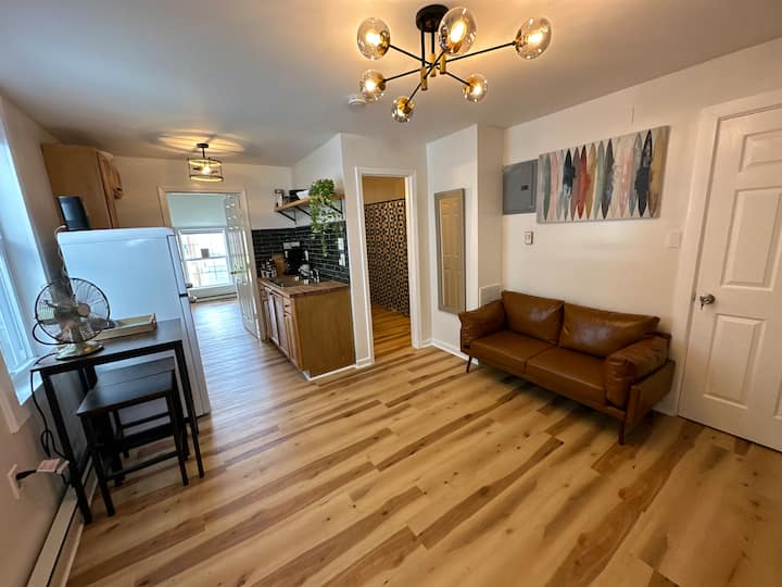 Lovely Apt. In The Highlands - Louisville, KY