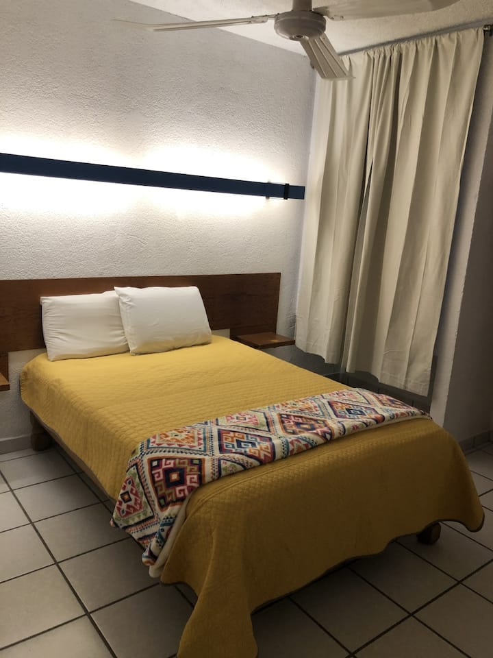 Depa Estilo Mexicano Excelente Ubicacion - Puerto Vallarta