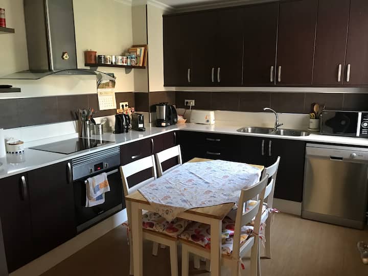 Habitación Con Baño Y Salón Privado - Albacete