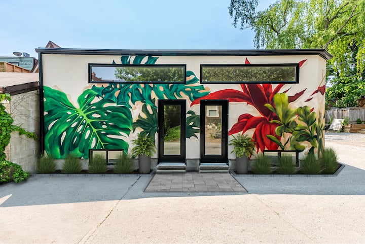 Stylish 2br Annex Gem | Near Casa Loma & Subway - Toronto