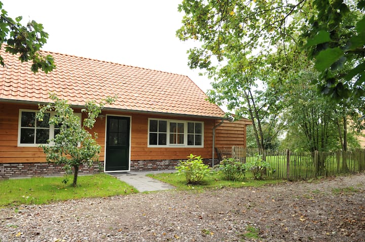 Lodges Near The Rhine - 2 Bedroom Lodge - Zoetermeer