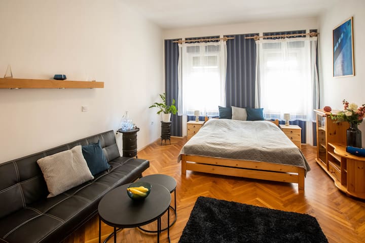 Likehome – Embassies, Zoo, Spa, Heroes' Square, Ac - Budapest