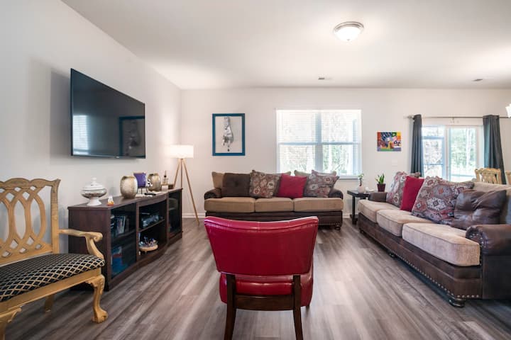 Great Location   And Comfortable  Room # 2 - North Charleston, SC
