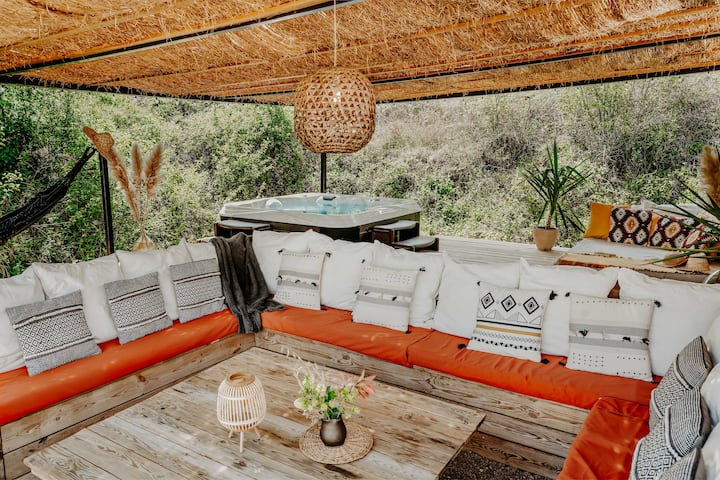 Cabane Ayana : Tente-lodge Avec Jacuzzi Privé - Saint-Maximin-la-Sainte-Baume