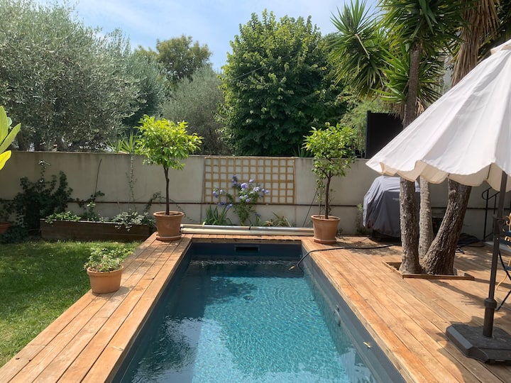 Maison Proche Du Centre Ville Avec Piscine - Nîmes