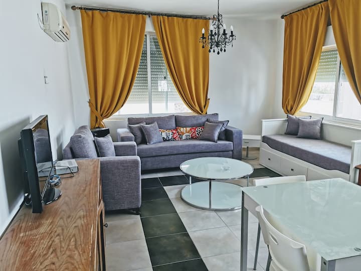 Full Apartment - Splendid View | 24h Self Check-in - Amman