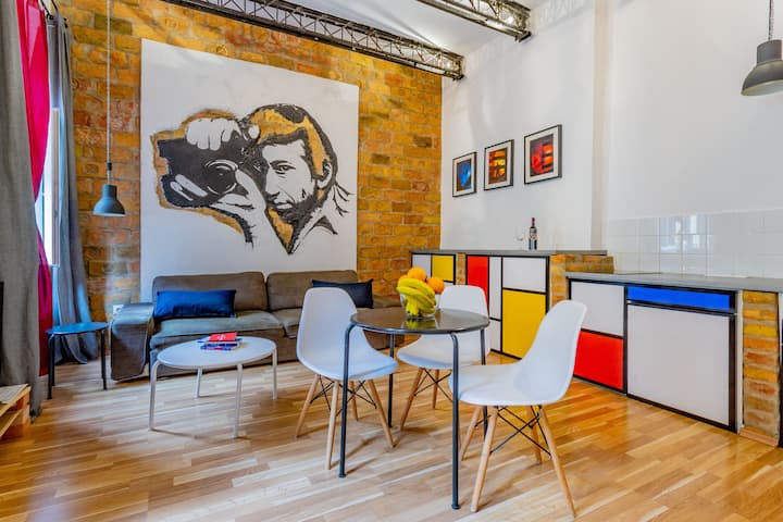 Design Art Studio@cntr Ac,2beds - Budapest