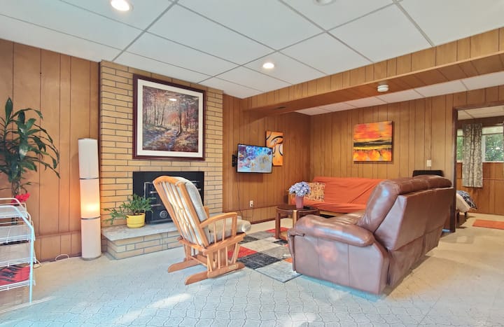 Wonderous Secluded Private Suite Near Microsoft - Redmond, WA