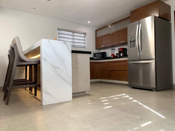 Depa Con Terraza Y Asador En Cintermex. - Monterrey