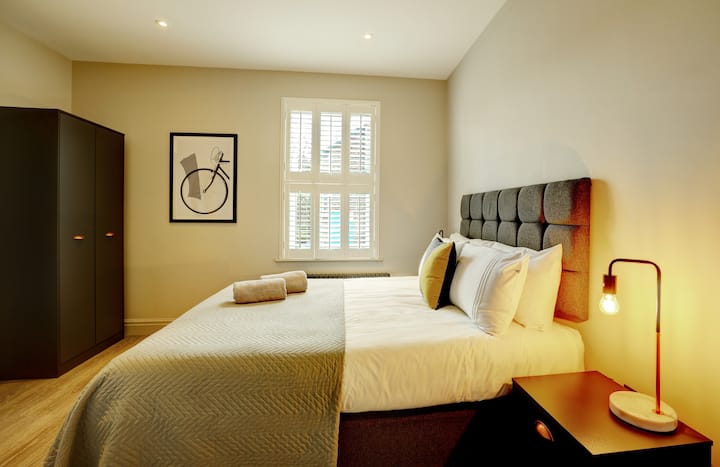 The Bowdon Apartment At 60 Manchester Road - Altrincham