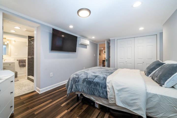 26 Min To Nyc Bedroom 2 Of 5 Farfalla Bianca - New Rochelle, NY