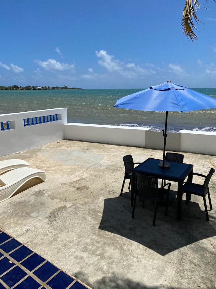 Beachfront Relaxing House, Listening Sound The Sea - Guayama