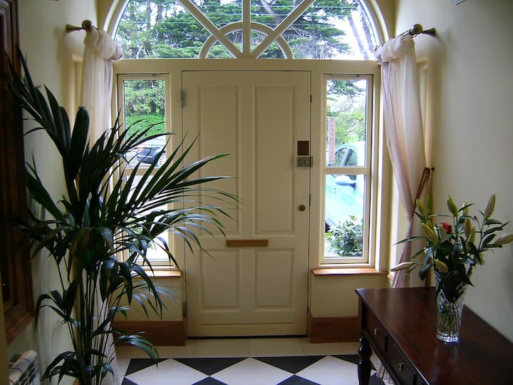 Town Center Location - Killarney