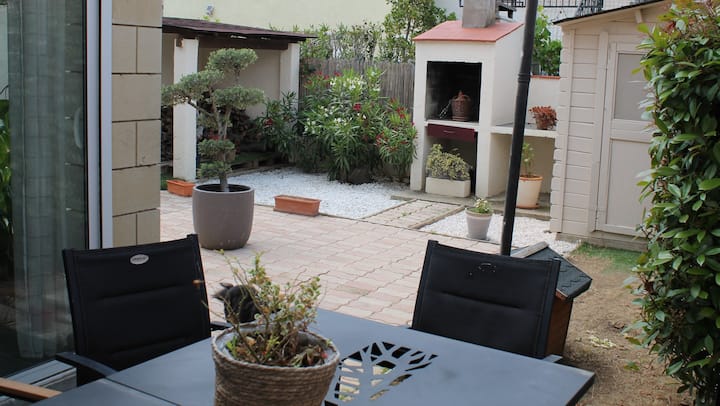 Maison Mitoyenne , Située  Au Sud De Perpignan - Perpignan