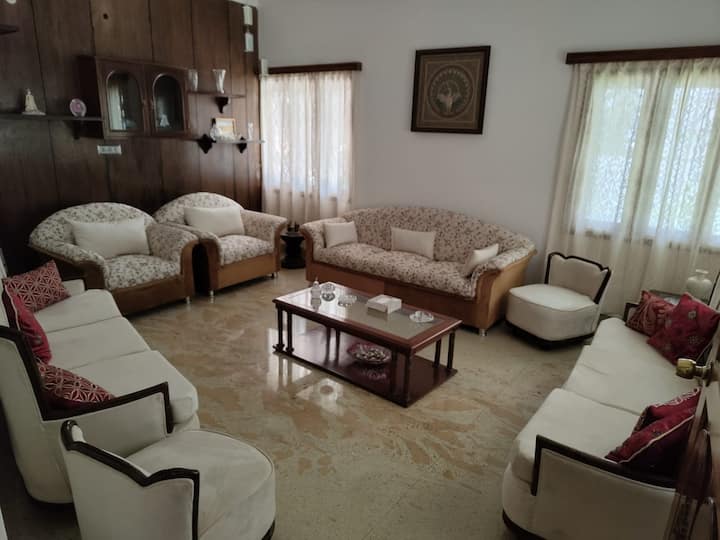 Welcoming 3-bedroom Villa In Bengaluru - 邦加羅爾