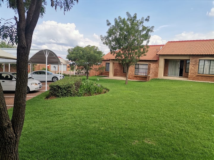Centurion R55 Cozy Apartment - Centurion