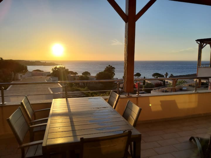 Appartement Avec Très Belle Vue Mer - Algajola