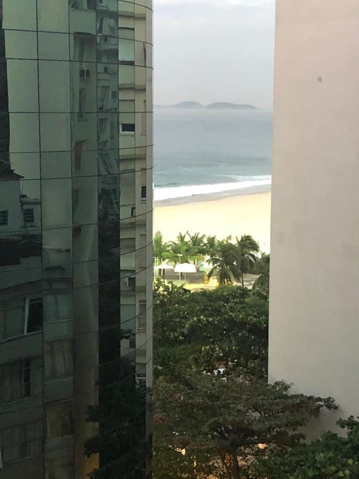 Ap Com Vista Pra O Mar No Leme ! - Rio de Janeiro