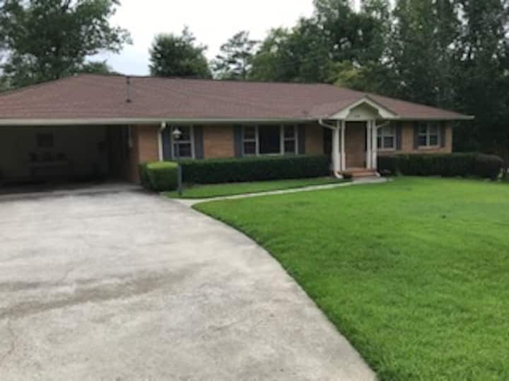 Spacious Private Guest House In North Macon - Macon