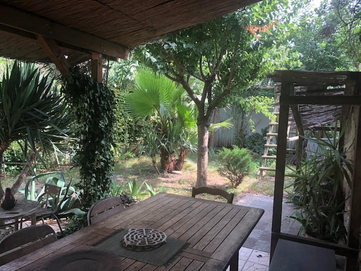 Chambre Maison De Village Avec Terrasse & Jardin - Le Boulou