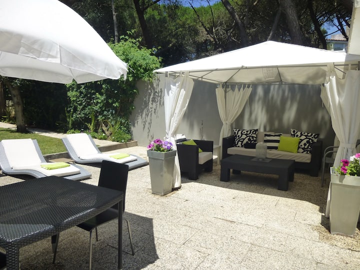 T2 Com Jardim Privado! - カシュカイシュ