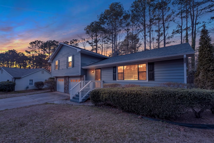 Minutes To Lake Peachtree, Flat Creek Country Club - Peachtree City, GA