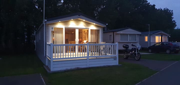 Lovely Caravan 2 Beds/2 Bathrooms, Private Wifi - Norfolk