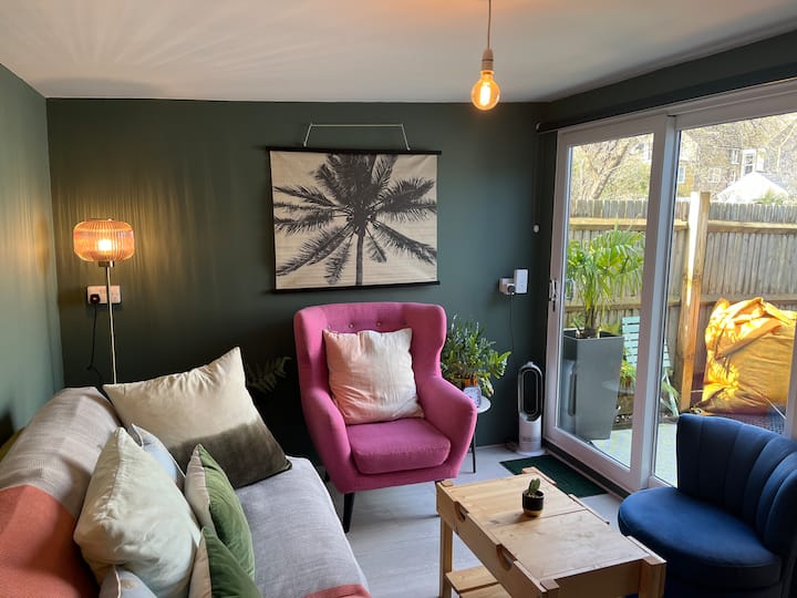 Whitstable Cactus Studio - Central & Boutique - Whitstable