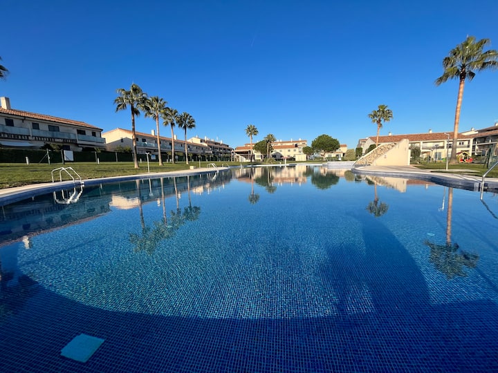 Apartamento Nuevo Con Piscina Y Jacuzzi. - Ulldecona